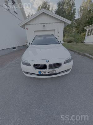 White BMW 525 2011 in Riga, with an engine capacity of 3.00 L and mileage of 448 thousand km for 7500 €, photo  on AUTOMOTO.COM.LV