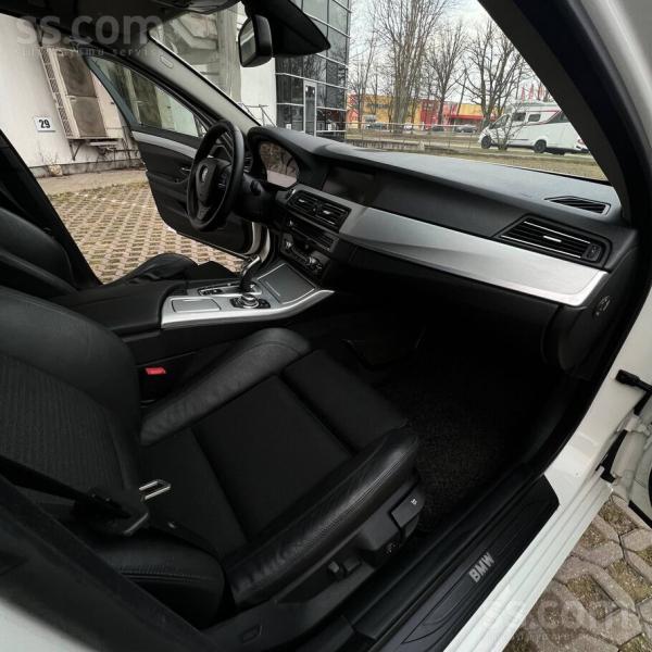 White BMW 525 2012 in Riga, with an engine capacity of 2.00 L and mileage of 300 thousand km for 7950 €, photo 10 on AUTOMOTO.COM.LV