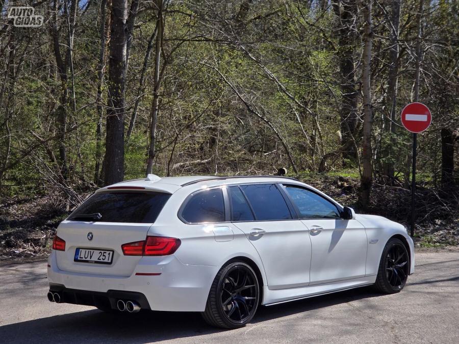 White BMW 525 2012 in Kaunas, with an engine capacity of 3.00 L and mileage of 300 thousand km for 9000 €, photo 7 on AUTOMOTO.COM.LV