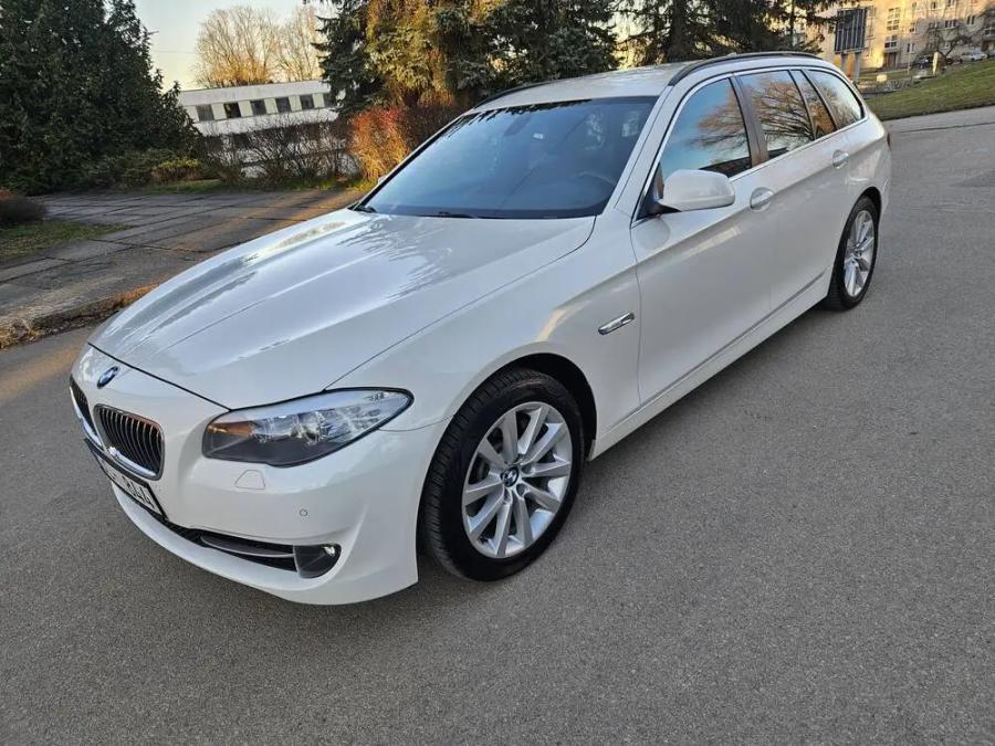 Белый БМВ 525 2012 в Екабпилс, объемом двигателя 2.00 л и пробегом 280 тыс. км за 9290 €, фото 3 на AUTOMOTO.COM.LV