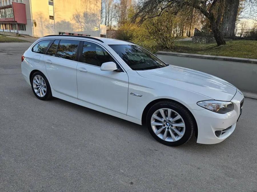 Белый БМВ 525 2012 в Екабпилс, объемом двигателя 2.00 л и пробегом 280 тыс. км за 9290 €, фото 6 на AUTOMOTO.COM.LV