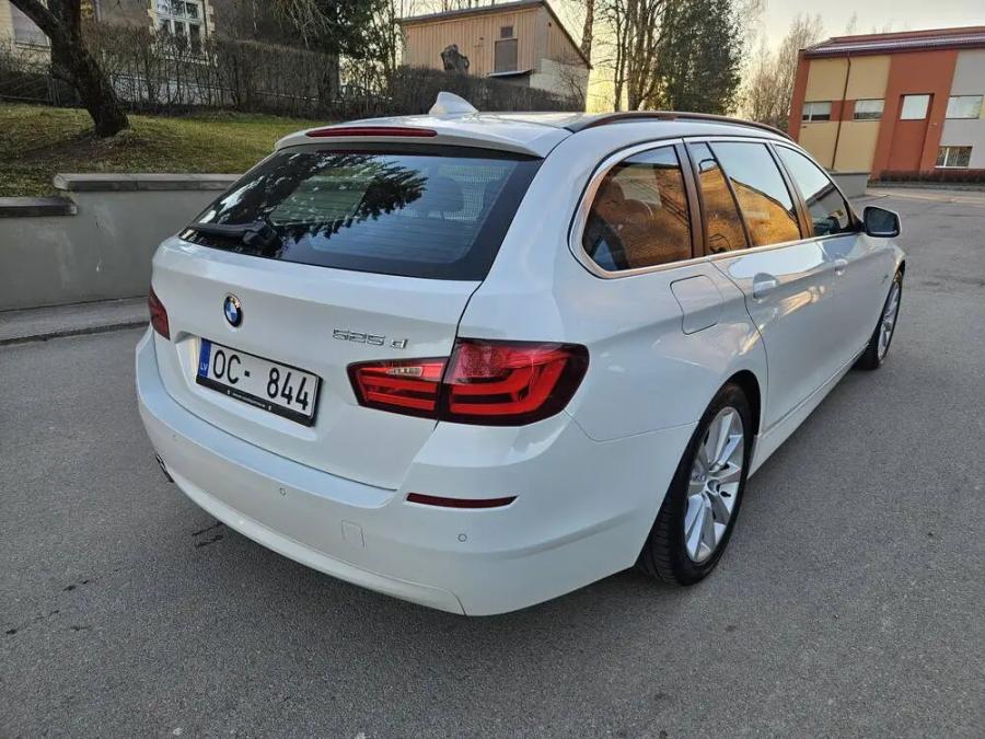 Белый БМВ 525 2012 в Екабпилс, объемом двигателя 2.00 л и пробегом 280 тыс. км за 9290 €, фото 8 на AUTOMOTO.COM.LV