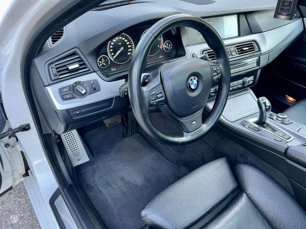Balts BMW 525 2012 Birštonas, ar dzinēja tilpumu 2.00 L un nobraukumu 237 tūkst. km par 9950 €, foto 9 vietnē AUTOMOTO.COM.LV
