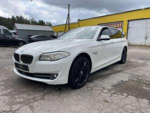 White BMW 525 2012 in Siauliai, with an engine capacity of 2.00 L and mileage of 332 thousand km for 7250 €, photo  on AUTOMOTO.COM.LV