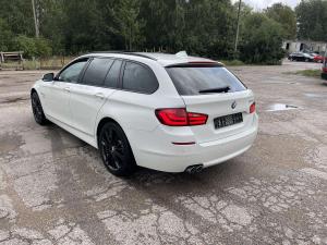 White BMW 525 2012 in Siauliai, with an engine capacity of 2.00 L and mileage of 332 thousand km for 7250 €, photo 4 on AUTOMOTO.COM.LV
