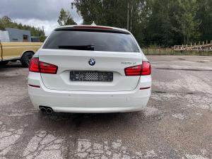 White BMW 525 2012 in Siauliai, with an engine capacity of 2.00 L and mileage of 332 thousand km for 7250 €, photo 5 on AUTOMOTO.COM.LV