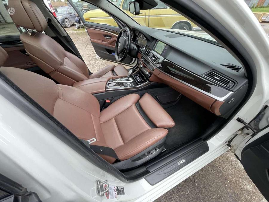 White BMW 525 2012 in Siauliai, with an engine capacity of 2.00 L and mileage of 332 thousand km for 7250 €, photo 25 on AUTOMOTO.COM.LV