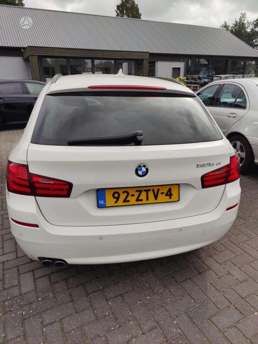 White BMW 525 2012 in Siauliai, with an engine capacity of 2.00 L and mileage of 332 thousand km for 7250 €, photo 40 on AUTOMOTO.COM.LV