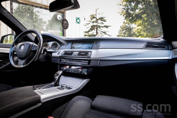 BMW 525 2012 Rīga vietnē Balts BMW 525 2012 Rīga, ar dzinēja tilpumu 2.00 L un nobraukumu 271 tūkst. km par 8990 €, foto 11 vietnē AUTOMOTO.COM.LV