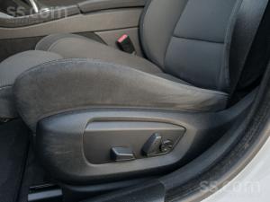 White BMW 525 2013 in Liepaja, with an engine capacity of 2.00 L and mileage of 235 thousand km for 11995 €, photo 13 on AUTOMOTO.COM.LV