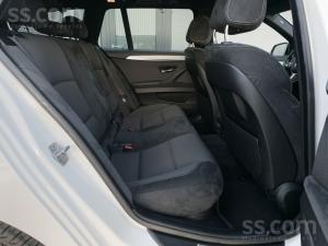 White BMW 525 2013 in Liepaja, with an engine capacity of 2.00 L and mileage of 235 thousand km for 11995 €, photo 19 on AUTOMOTO.COM.LV