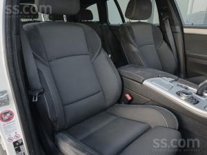 White BMW 525 2013 in Liepaja, with an engine capacity of 2.00 L and mileage of 235 thousand km for 11995 €, photo 21 on AUTOMOTO.COM.LV
