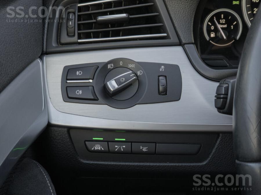 White BMW 525 2013 in Liepaja, with an engine capacity of 2.00 L and mileage of 235 thousand km for 11995 €, photo 27 on AUTOMOTO.COM.LV