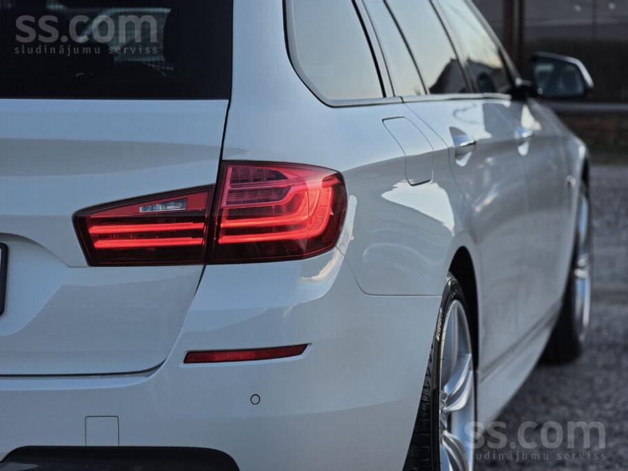 White BMW 525 2013 in Liepaja, with an engine capacity of 2.00 L and mileage of 235 thousand km for 11995 €, photo 35 on AUTOMOTO.COM.LV