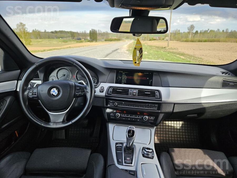 White BMW 525 2013 in Riga, with an engine capacity of 2.00 L and mileage of 361 thousand km for 9500 €, photo 8 on AUTOMOTO.COM.LV