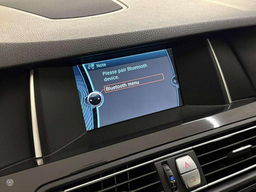 White BMW 525 2013 in Marijampole, with an engine capacity of 2.00 L and mileage of 330 thousand km for 8450 €, photo 4 on AUTOMOTO.COM.LV