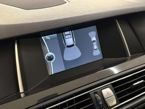 White BMW 525 2013 in Marijampole, with an engine capacity of 2.00 L and mileage of 330 thousand km for 8450 €, photo 5 on AUTOMOTO.COM.LV