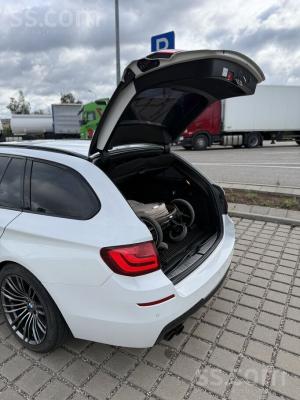 Белый БМВ 525 2013 в Даугавпилс, объемом двигателя 2.00 л и пробегом 254 тыс. км за 12000 €, фото 28 на AUTOMOTO.COM.LV