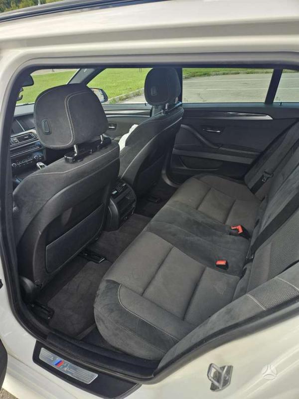 Balts BMW 525 2013 Kauņa, ar dzinēja tilpumu 2.00 L un nobraukumu 270 tūkst. km par 10500 €, foto 6 vietnē AUTOMOTO.COM.LV