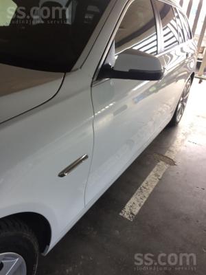 White BMW 525 2014 in Riga, with an engine capacity of 2.00 L and mileage of 292 thousand km for 8900 €, photo 8 on AUTOMOTO.COM.LV