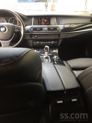 White BMW 525 2014 in Riga, with an engine capacity of 2.00 L and mileage of 292 thousand km for 8900 €, photo 10 on AUTOMOTO.COM.LV