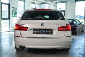 Balts BMW 525 2014 Marijampole, ar dzinēja tilpumu 2.00 L un nobraukumu 291 tūkst. km par 10950 €, foto 10 vietnē AUTOMOTO.COM.LV
