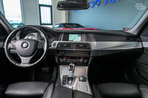 Balts BMW 525 2014 Marijampole, ar dzinēja tilpumu 2.00 L un nobraukumu 291 tūkst. km par 10950 €, foto 16 vietnē AUTOMOTO.COM.LV
