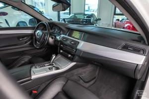Balts BMW 525 2014 Marijampole, ar dzinēja tilpumu 2.00 L un nobraukumu 291 tūkst. km par 10950 €, foto 33 vietnē AUTOMOTO.COM.LV