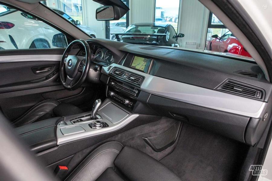 Balts BMW 525 2014 Marijampole, ar dzinēja tilpumu 2.00 L un nobraukumu 291 tūkst. km par 10950 €, foto 33 vietnē AUTOMOTO.COM.LV