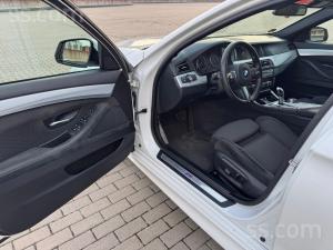 White BMW 525 2014 in Riga, with an engine capacity of 2.00 L and mileage of 314 thousand km for 8900 €, photo 9 on AUTOMOTO.COM.LV