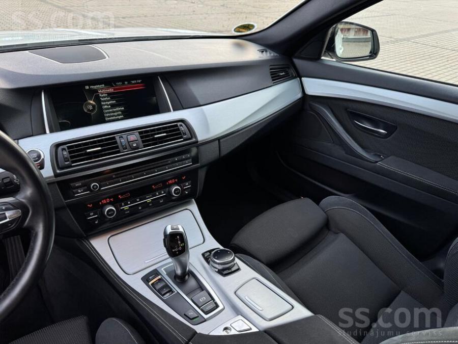 White BMW 525 2014 in Riga, with an engine capacity of 2.00 L and mileage of 314 thousand km for 8900 €, photo 13 on AUTOMOTO.COM.LV