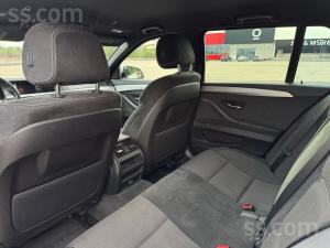 White BMW 525 2014 in Riga, with an engine capacity of 2.00 L and mileage of 314 thousand km for 8900 €, photo 15 on AUTOMOTO.COM.LV