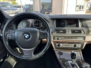 White BMW 525 2014 in Kaunas, with an engine capacity of 2.00 L and mileage of 220 thousand km for 9450 €, photo 6 on AUTOMOTO.COM.LV