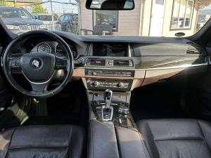 White BMW 525 2014 in Kaunas, with an engine capacity of 2.00 L and mileage of 220 thousand km for 9450 €, photo 8 on AUTOMOTO.COM.LV