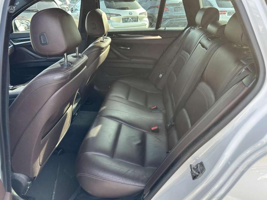 White BMW 525 2014 in Kaunas, with an engine capacity of 2.00 L and mileage of 220 thousand km for 9450 €, photo 14 on AUTOMOTO.COM.LV