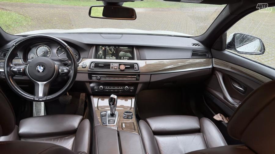 White BMW 525 2014 in Moletai, with an engine capacity of 2.00 L and mileage of 255 thousand km for 12500 €, photo 19 on AUTOMOTO.COM.LV