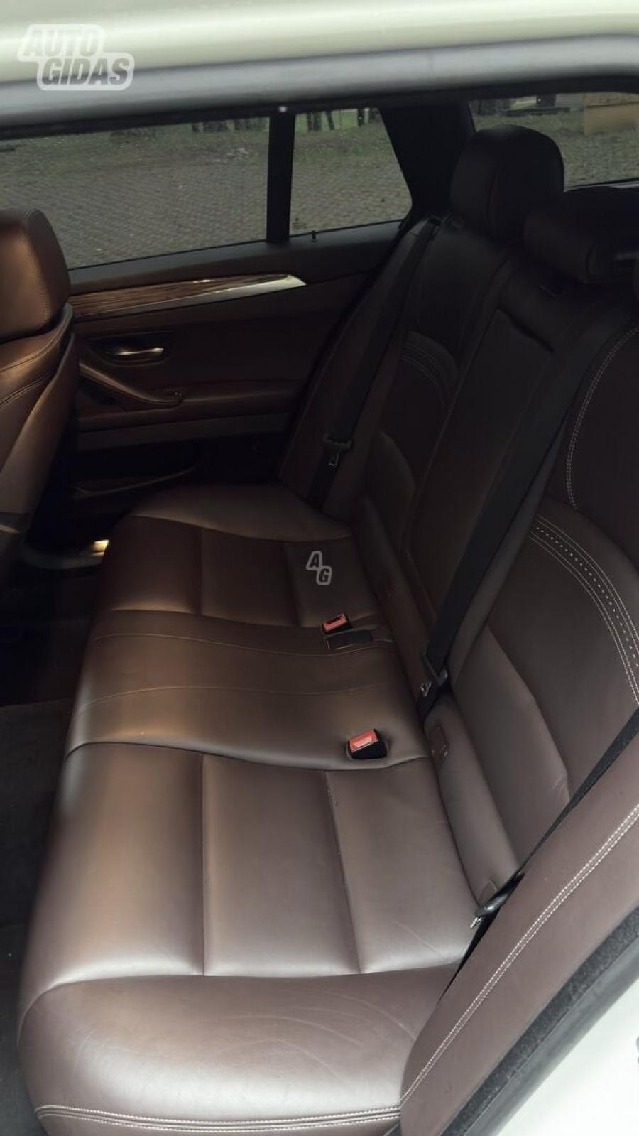 White BMW 525 2014 in Moletai, with an engine capacity of 2.00 L and mileage of 255 thousand km for 12500 €, photo 21 on AUTOMOTO.COM.LV