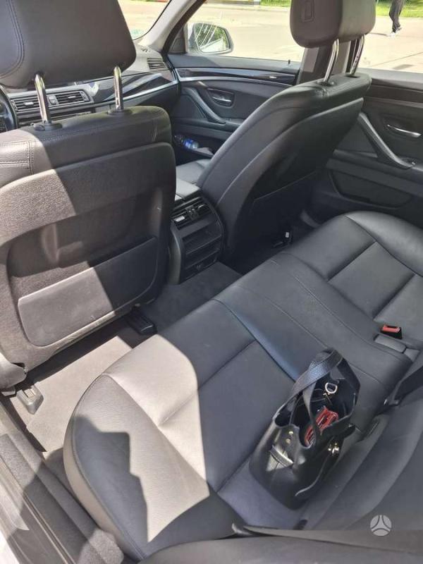 Balts BMW 525 2015 Klaipėda, ar dzinēja tilpumu 2.00 L un nobraukumu 251 tūkst. km par 10500 €, foto 4 vietnē AUTOMOTO.COM.LV