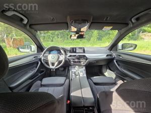 Balts BMW 525 2017 Rīga, ar dzinēja tilpumu 2.00 L un nobraukumu 191 tūkst. km par 16890 €, foto 4 vietnē AUTOMOTO.COM.LV