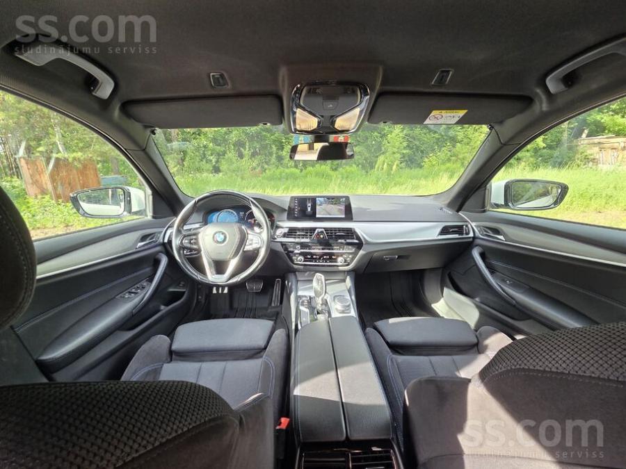 Balts BMW 525 2017 Rīga, ar dzinēja tilpumu 2.00 L un nobraukumu 191 tūkst. km par 16890 €, foto 4 vietnē AUTOMOTO.COM.LV