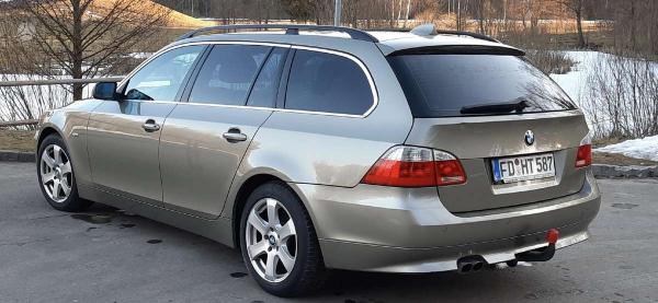 Yellow BMW 525 2006 in Kaisiadorys, with an engine capacity of 2.50 L and mileage of 309 thousand km for 2900 €, photo 2 on AUTOMOTO.COM.LV