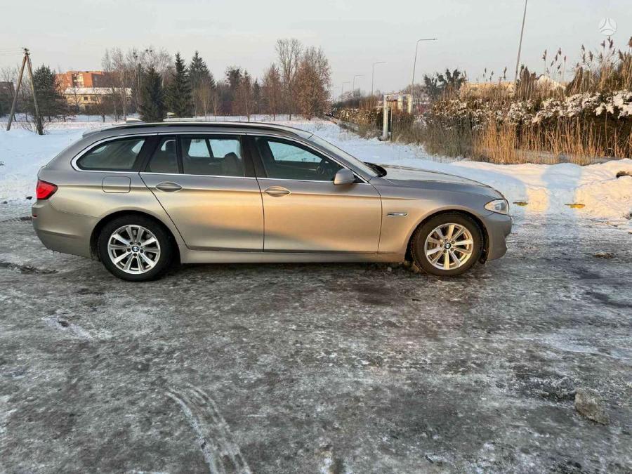 Dzeltens BMW 525 2013 Kauņa, ar dzinēja tilpumu 2.00 L un nobraukumu 250 tūkst. km par 7700 €, foto 4 vietnē AUTOMOTO.COM.LV