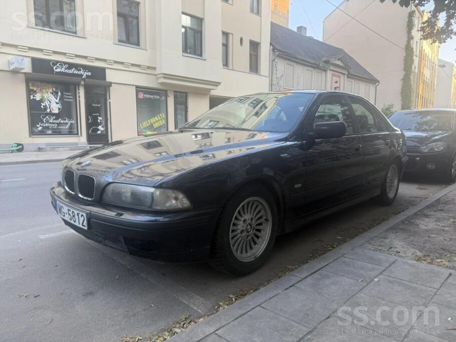 Черный БМВ 528 1997 в Огре, объемом двигателя 2.80 л и пробегом 363 тыс. км за 2000 €, фото 1 на AUTOMOTO.COM.LV