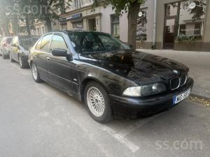 Черный БМВ 528 1997 в Огре, объемом двигателя 2.80 л и пробегом 363 тыс. км за 2000 €, фото 5 на AUTOMOTO.COM.LV