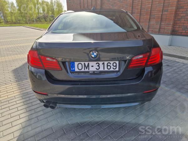 Melns BMW 528 2010 Kuldīga, ar dzinēja tilpumu 3.00 L un nobraukumu 0 tūkst. km par 6521 €, foto 5 vietnē AUTOMOTO.COM.LV