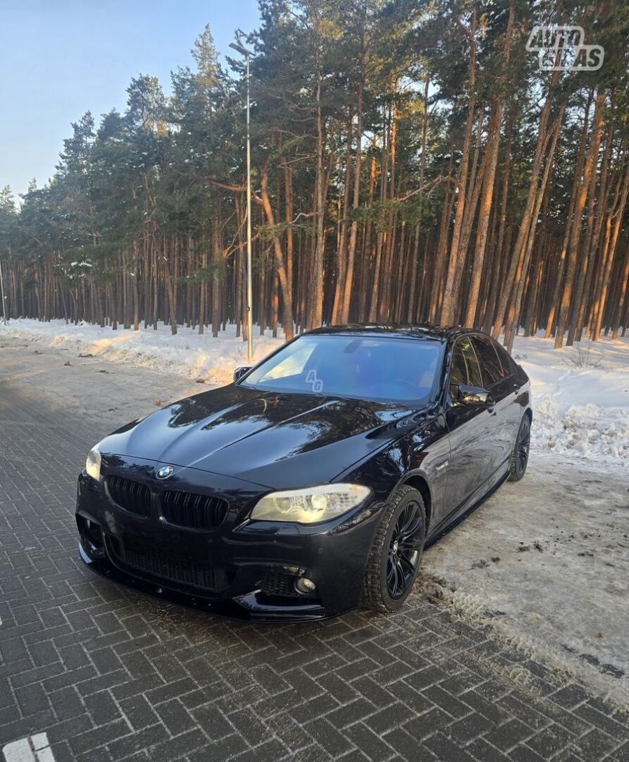 Black BMW 528 2011 in Palanga, with an engine capacity of 3.00 L and mileage of 217 thousand km for 11700 €, photo 1 on AUTOMOTO.COM.LV