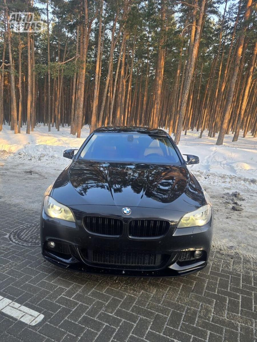Black BMW 528 2011 in Palanga, with an engine capacity of 3.00 L and mileage of 217 thousand km for 11700 €, photo 2 on AUTOMOTO.COM.LV