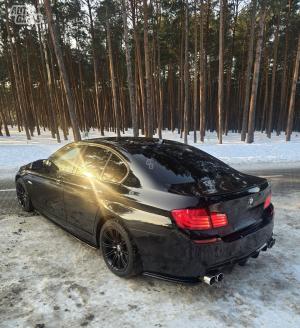 Black BMW 528 2011 in Palanga, with an engine capacity of 3.00 L and mileage of 217 thousand km for 11700 €, photo 6 on AUTOMOTO.COM.LV
