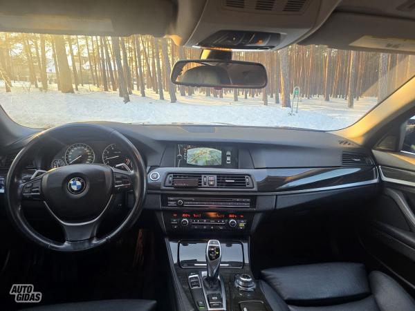 Black BMW 528 2011 in Palanga, with an engine capacity of 3.00 L and mileage of 217 thousand km for 11700 €, photo 8 on AUTOMOTO.COM.LV
