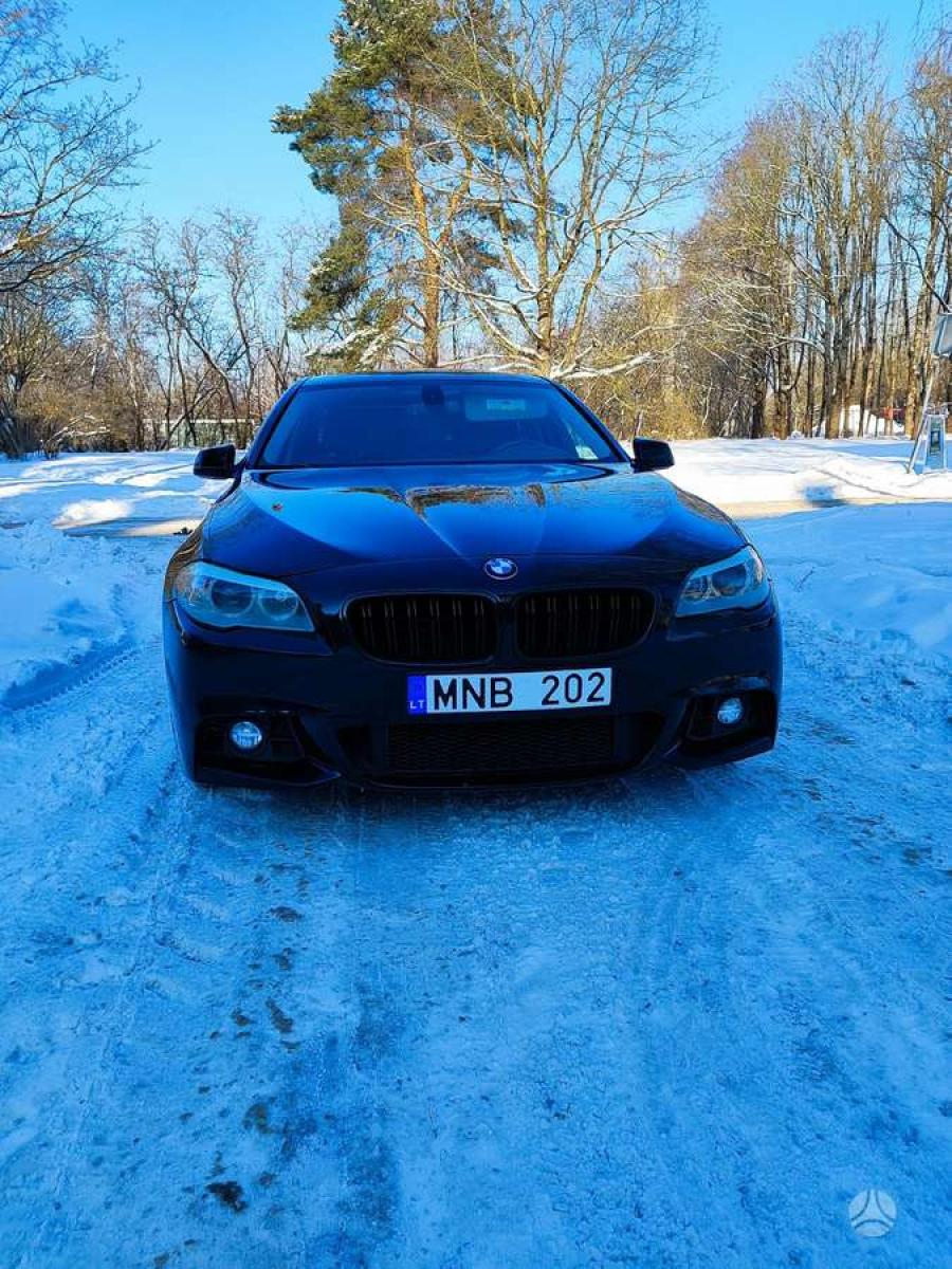 Black BMW 528 2011 in Vilnius, with an engine capacity of 3.00 L and mileage of 160 thousand km for 9500 €, photo 3 on AUTOMOTO.COM.LV